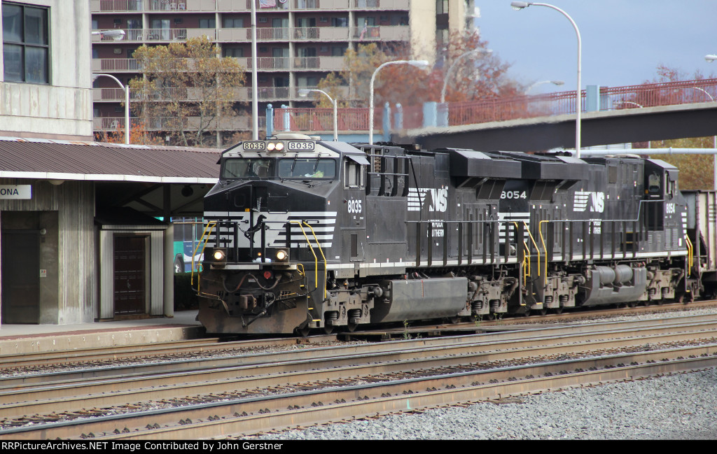 NS 8305 & 8054